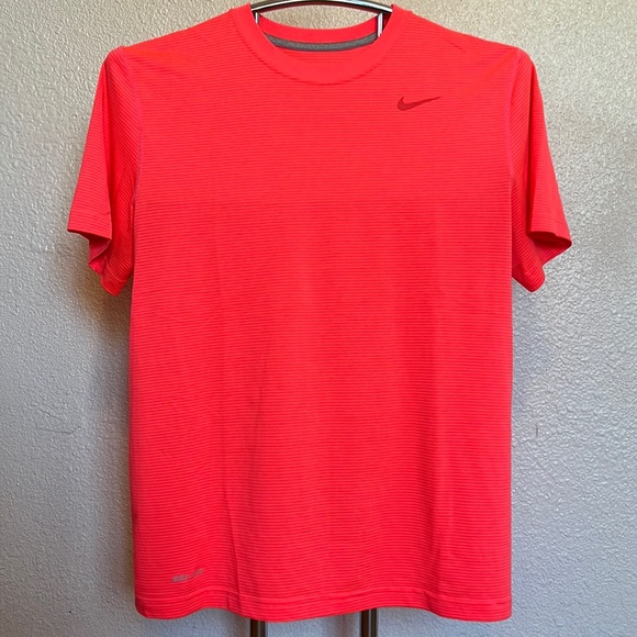 Nike | Shirts | Nike Men Drifit Striped Training Running Shirt Redsize ...